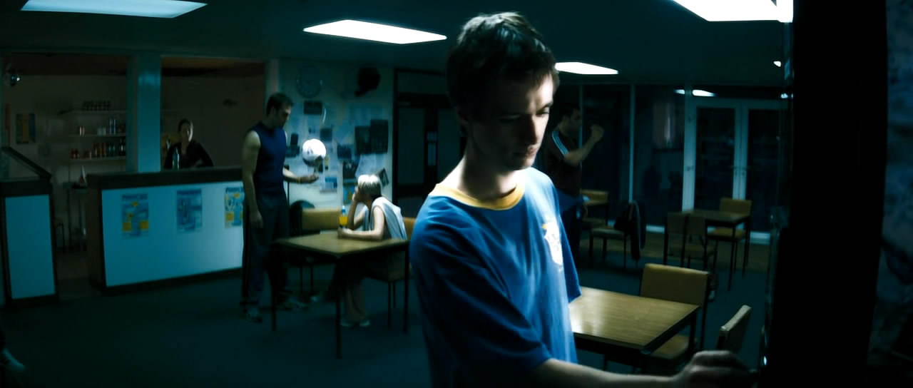 Cashback (2006) stills and screengrabs | SHOT.CAFE