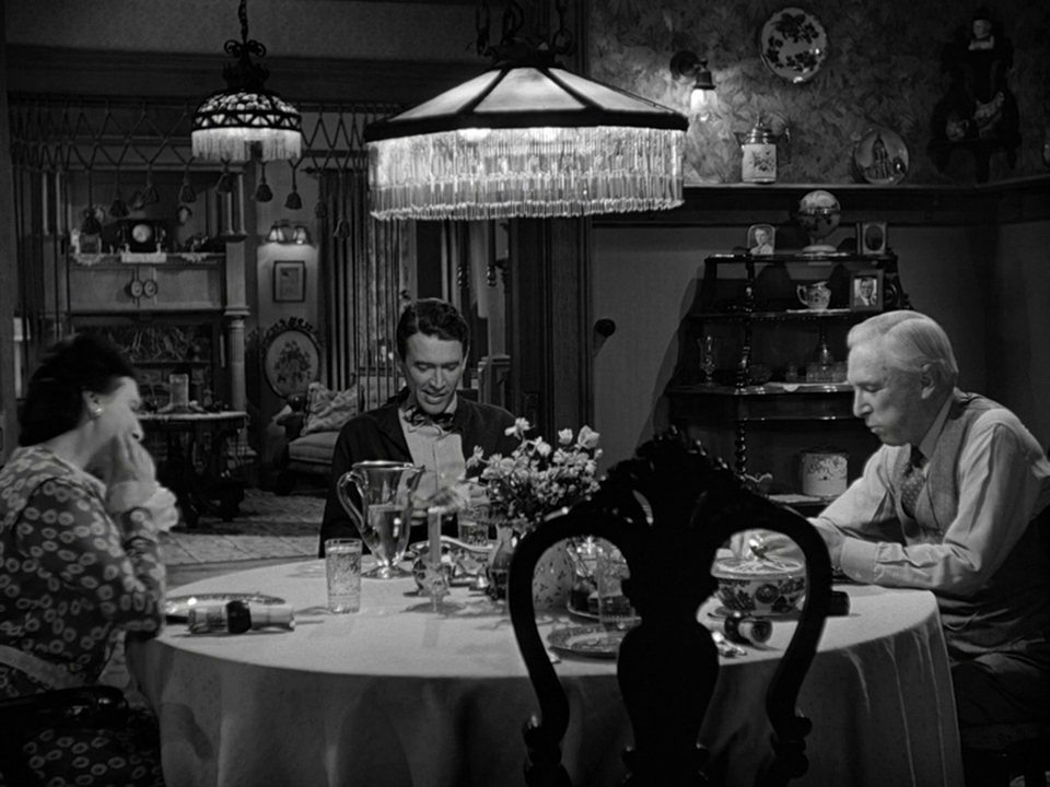 It's A Wonderful Life (1946) stills and screengrabs | SHOT.CAFE