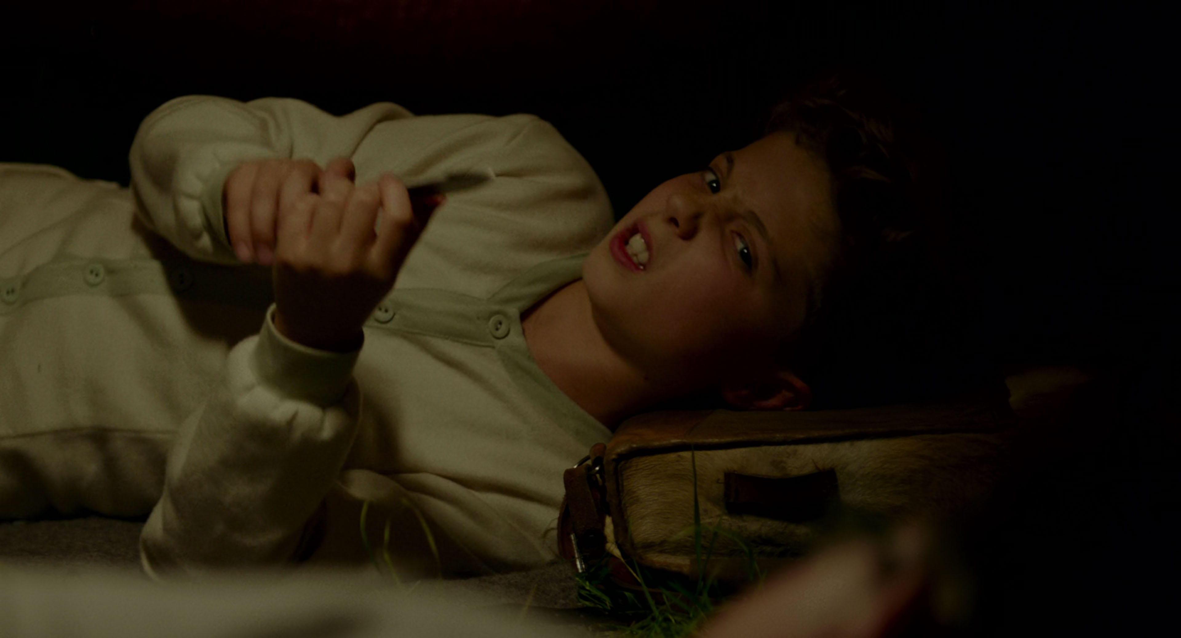 "bed & bedroom" Movie Stills | SHOT.CAFE