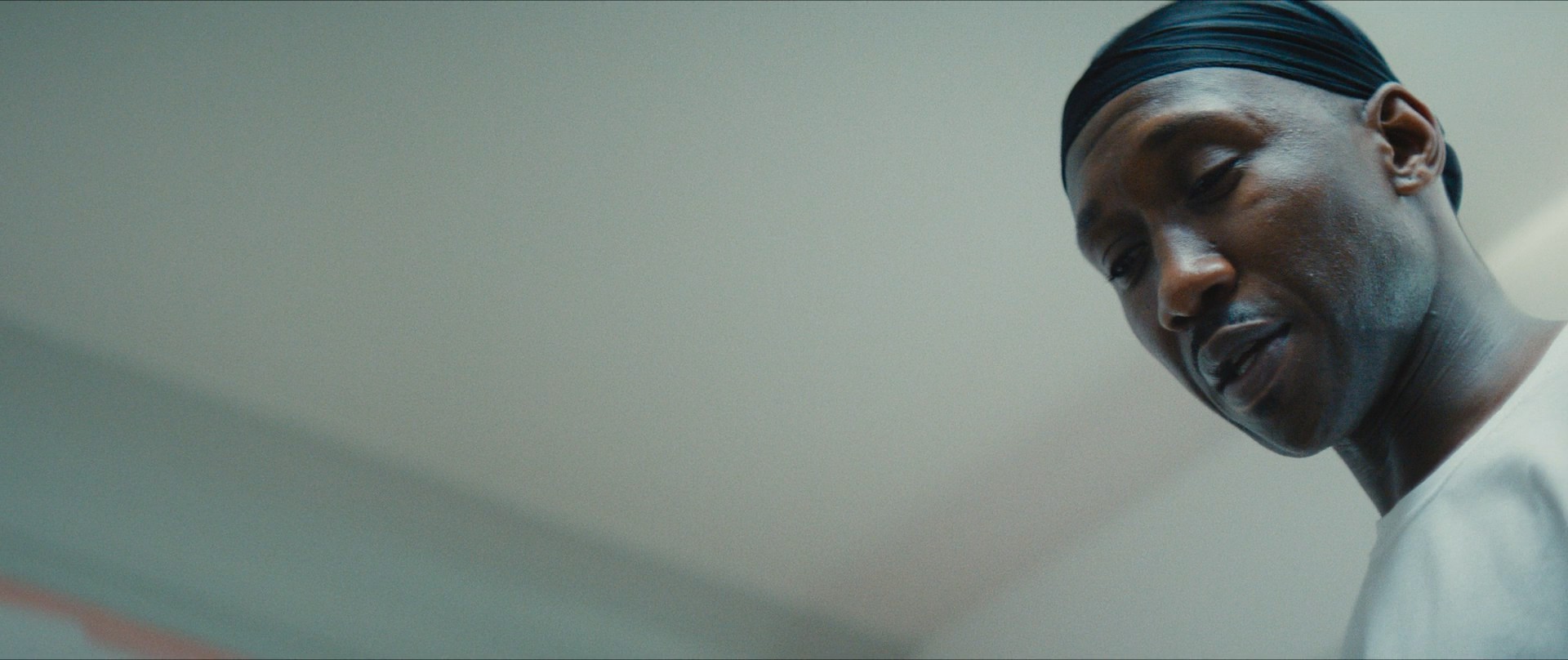 Moonlight (2016) stills and screengrabs | SHOT.CAFE