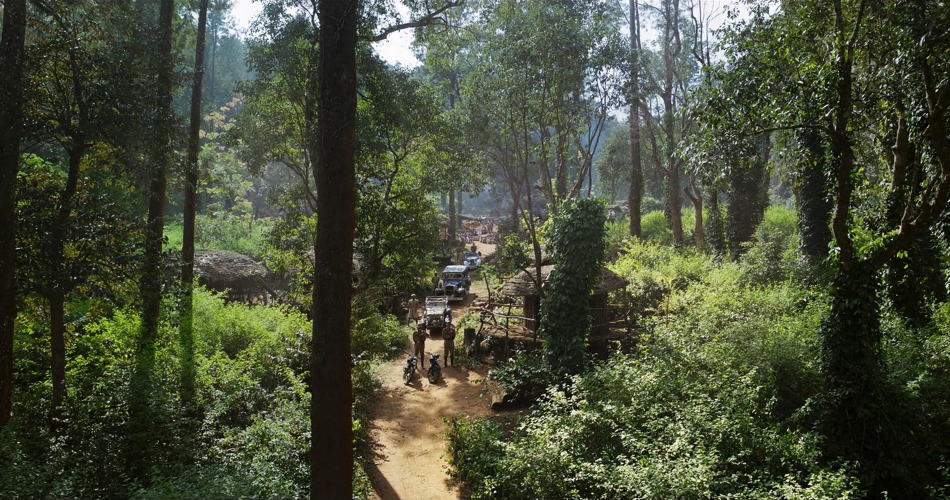 RRR (2022) stills and screengrabs | SHOT.CAFE