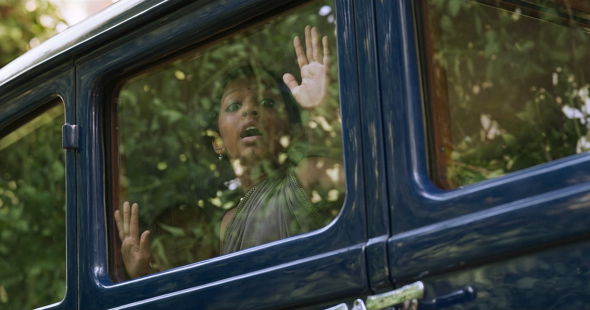 RRR (2022) stills and screengrabs | SHOT.CAFE