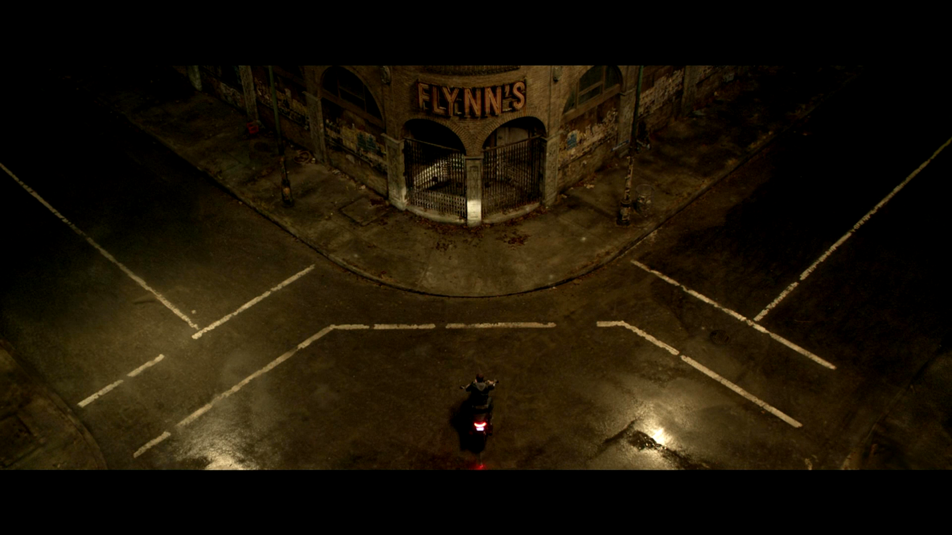 TRON: Legacy (2010) stills and screengrabs | SHOT.CAFE